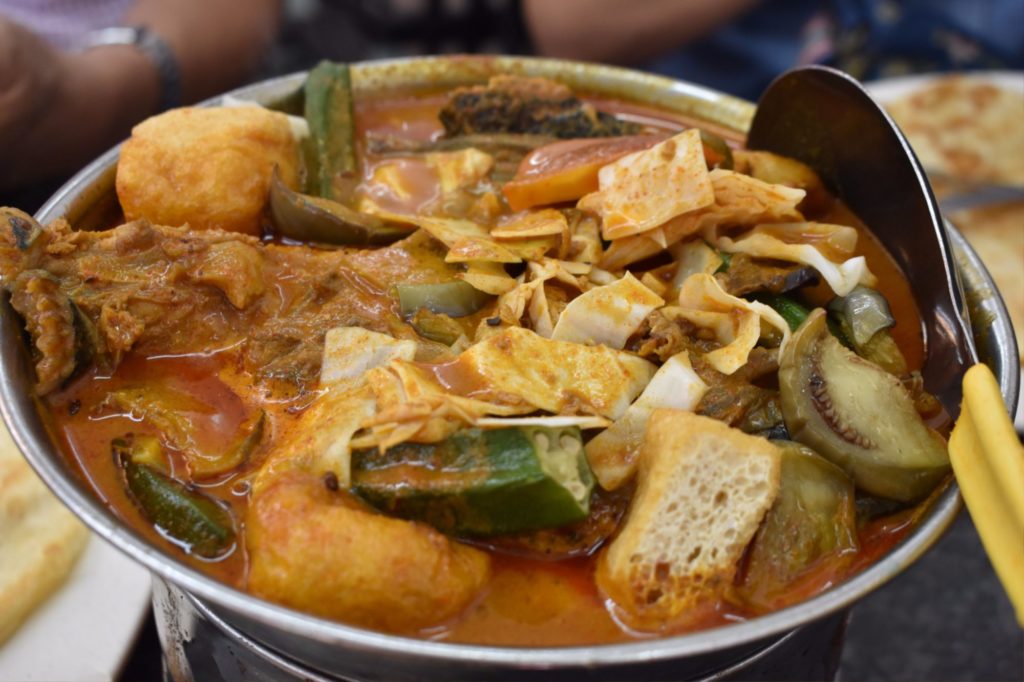 Ratha Raub @ Gohtong Jaya - Best Fish Head Curry And Roti Canai