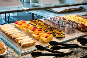 Windjammer Buffet Review - Royal Caribbean (Quantum of the Seas)