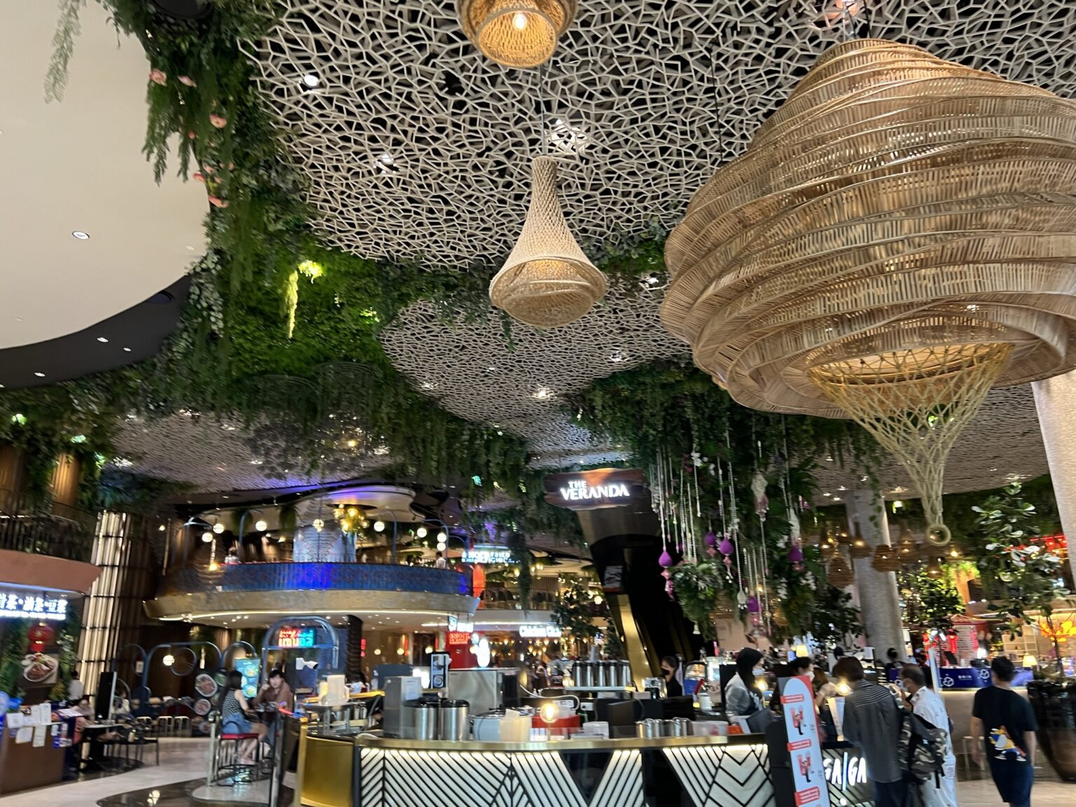 How To Go To ICONSIAM With The Free Shuttle Boat